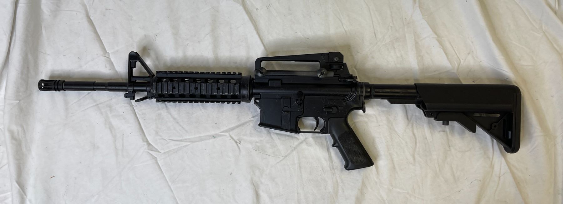 M16 Semi/Auto Assault Rifle Replica Gun without Magazine (mostly metal ...