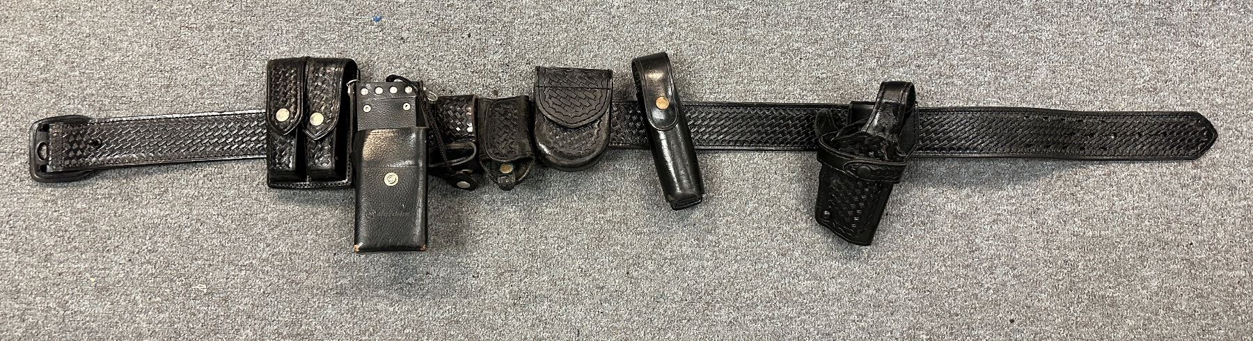 Police Utility Belt Kit - includes leather belt/ magazines pouch/ radio ...