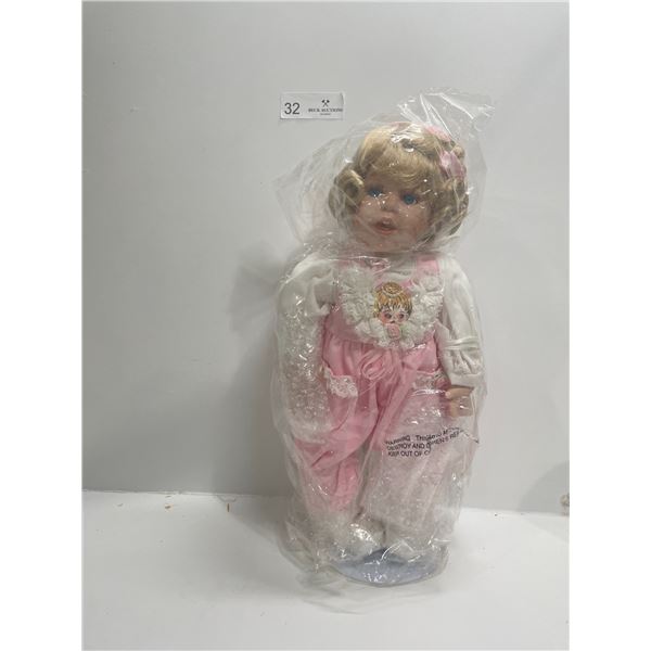 Hamilton Heritage Dolls Lauren Porcelain Doll Beck Auctions Inc