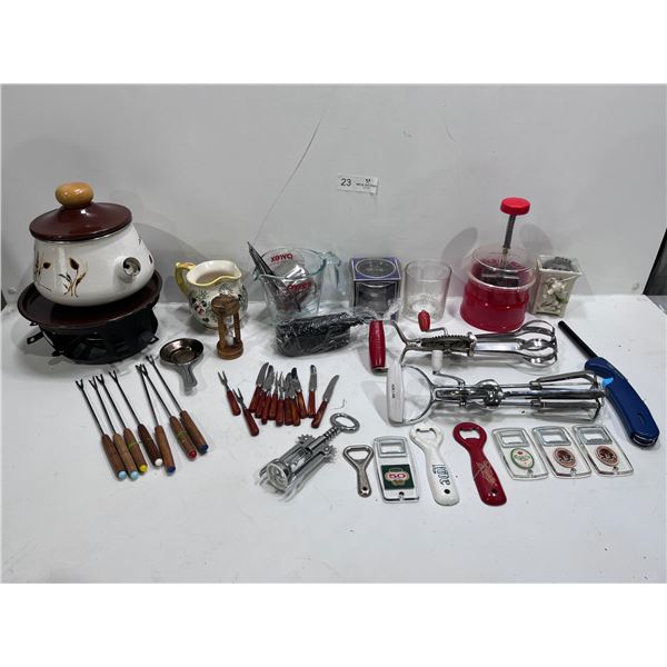 House Supplies Beck Auctions Inc