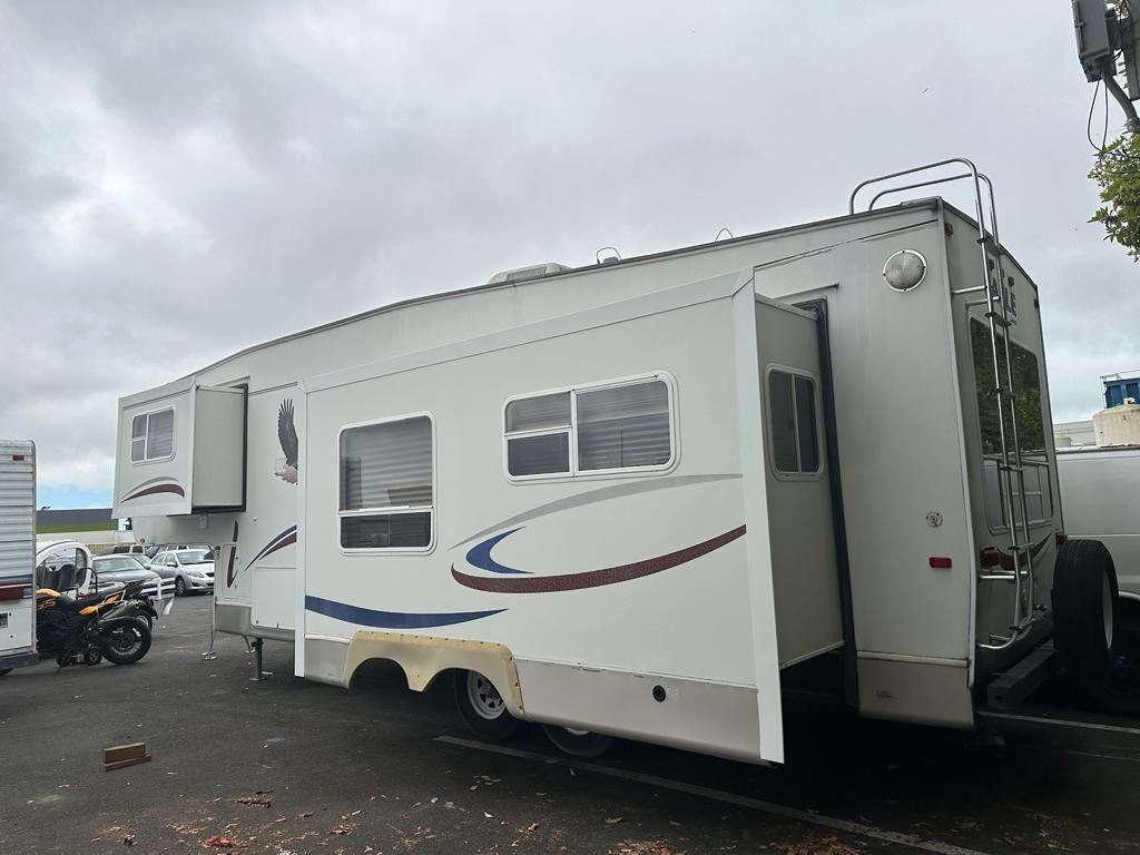 2004 JAYCO EAGLE FIFTH WHEEL