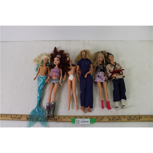 6 Barbies And Misc Dolls Bodnarus Auctioneering
