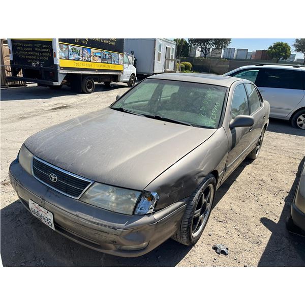 1998 Toyota Avalon XL