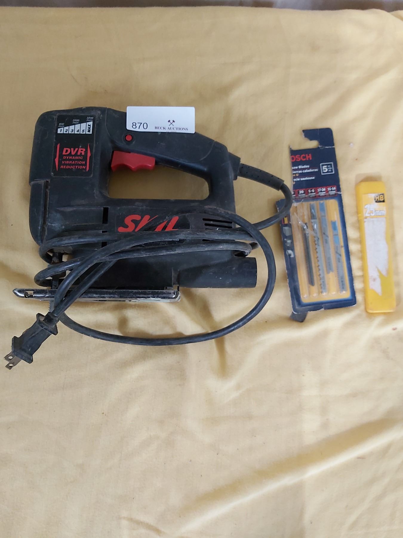 Skil Jigsaw Model # 4340 & Blades - Beck Auctions Inc.