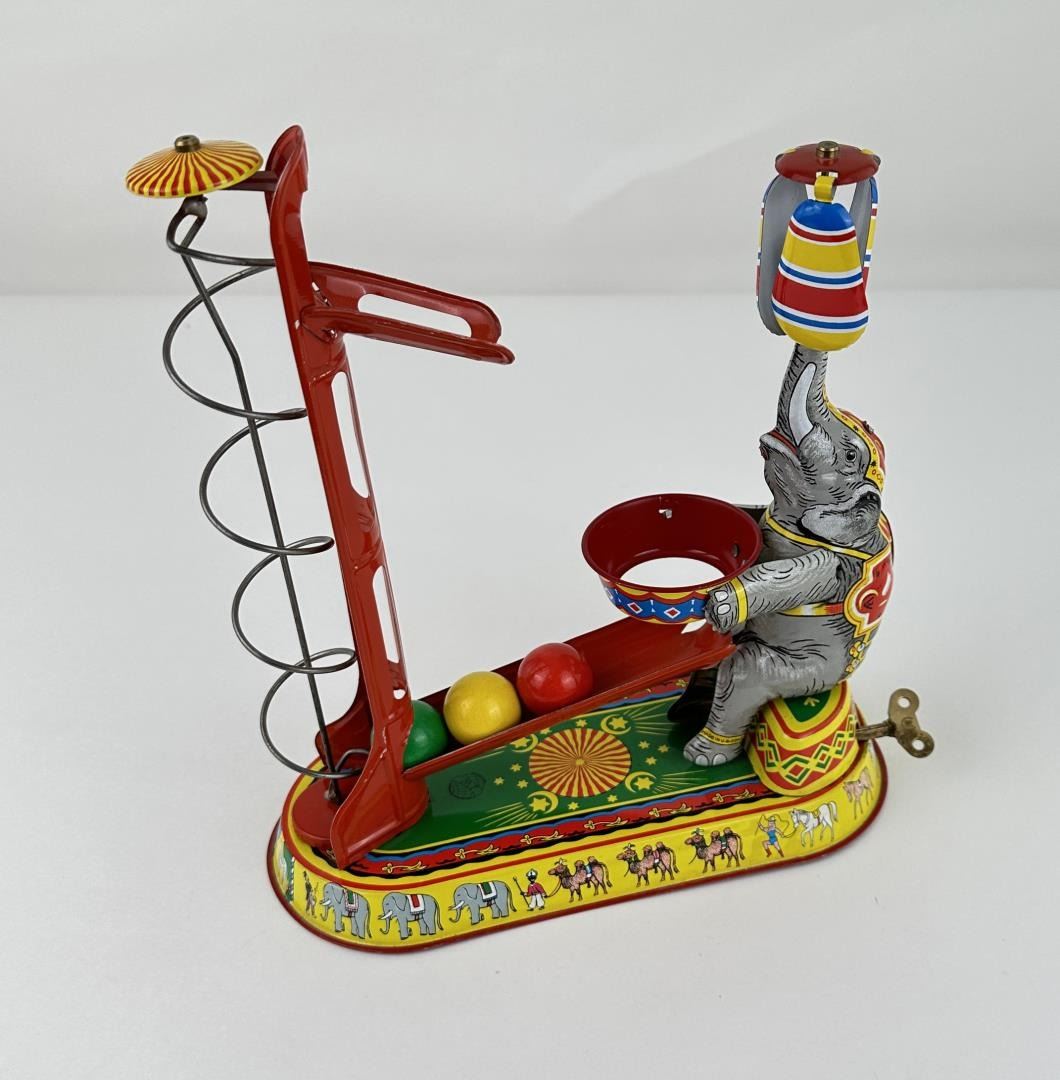 JW Mark Tin Litho Elephant Circus Toy