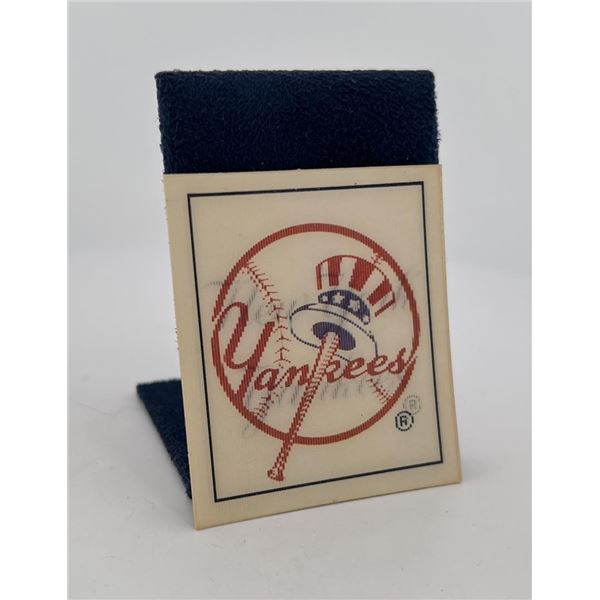 1986 Sportflics #105 New York Yankees Card