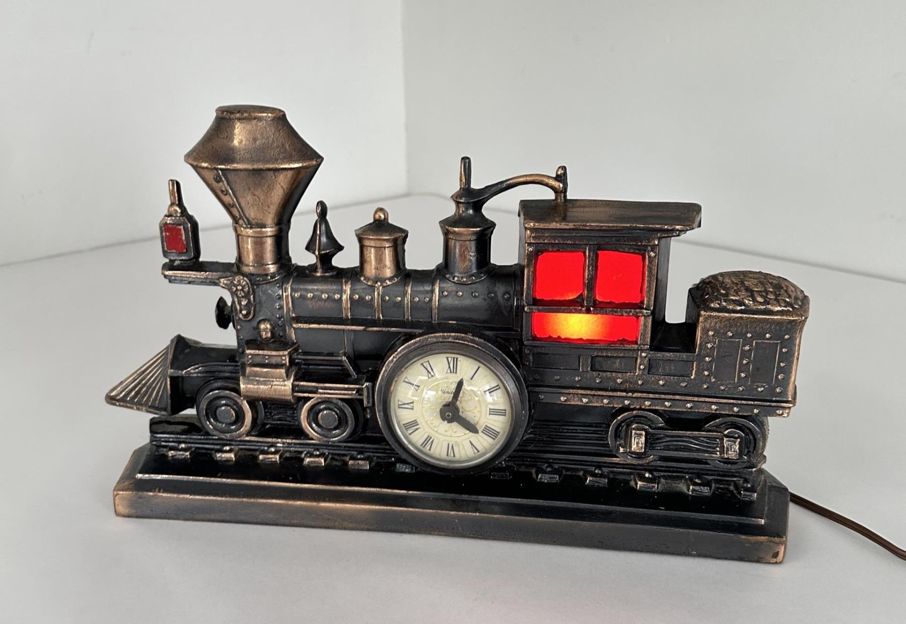 Sessions United Locomotive Train Engine Clock
