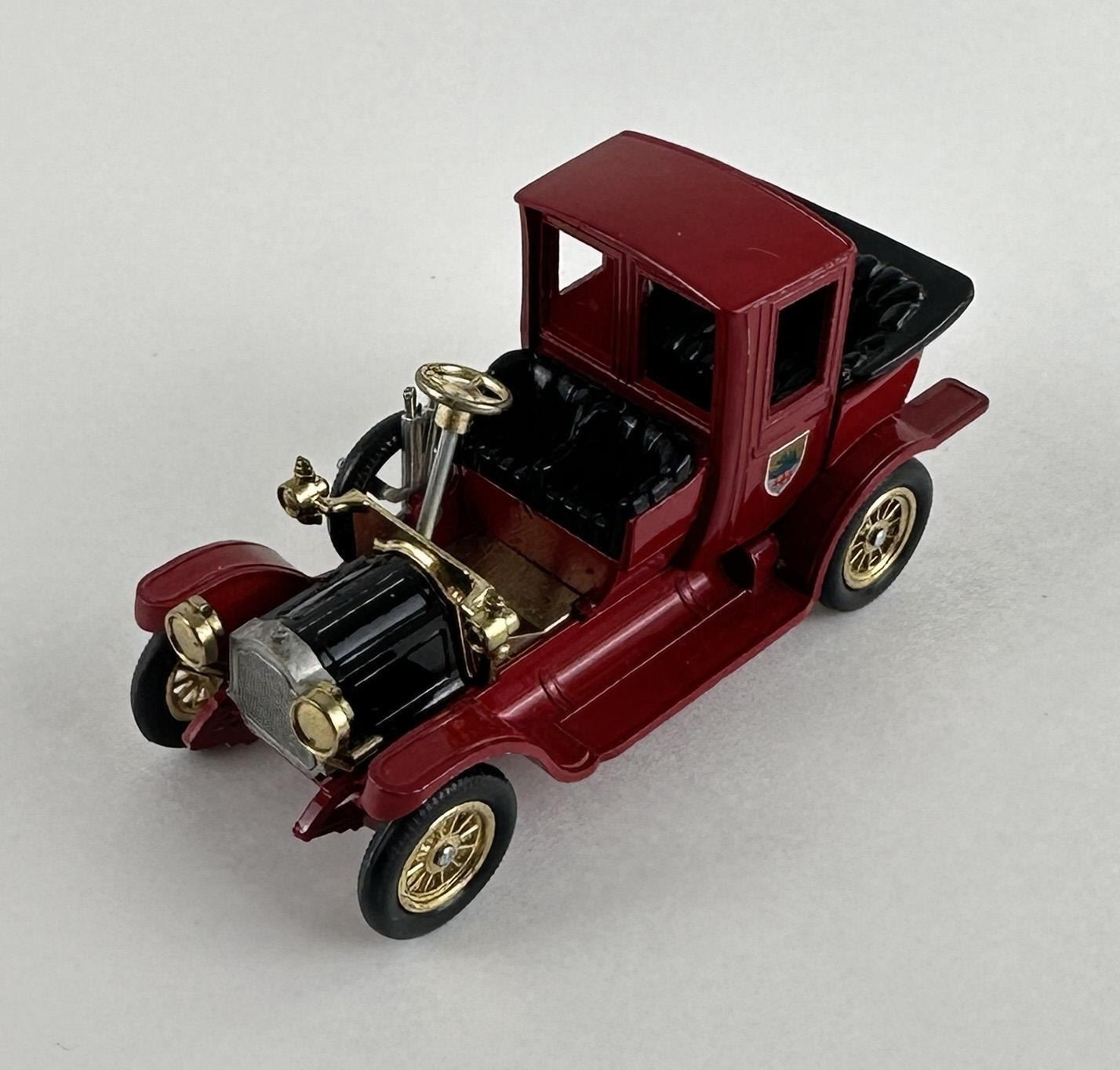 Matchbox Models of Yesteryear Packard Landaulet 11