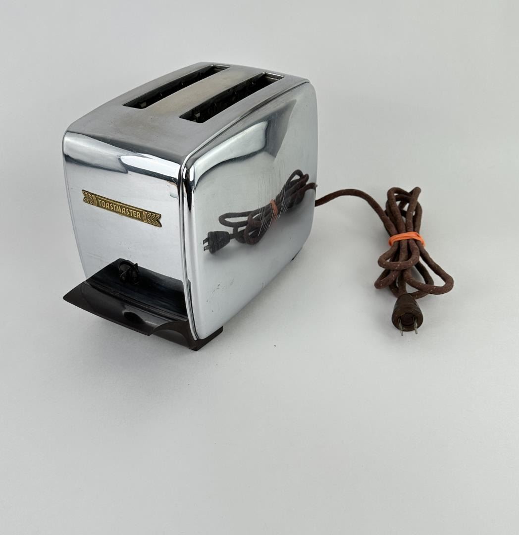Toastmaster Super Deluxe Toaster B16