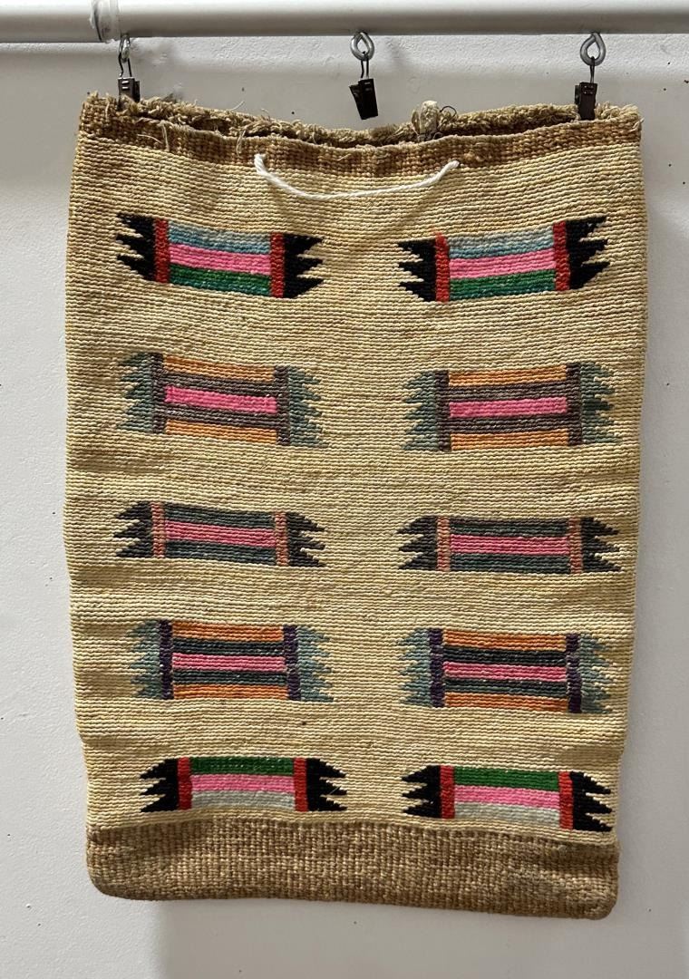 Stunning Large Antique Nez Perce Cornhusk Bag