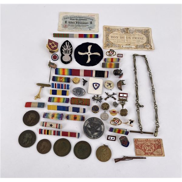 Collection of WW1 WWI WW2 Pins and Insignia