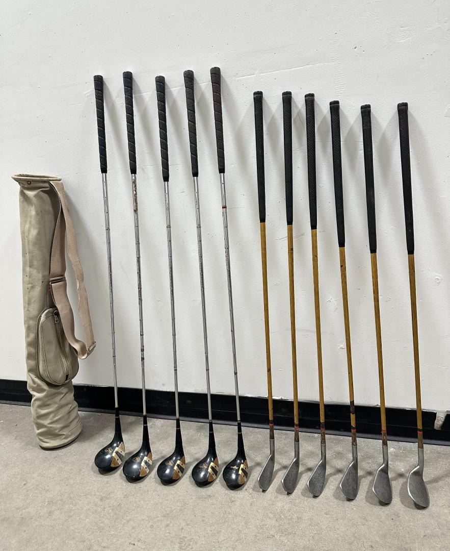 Antique Spalding Hagen Golf Club Set