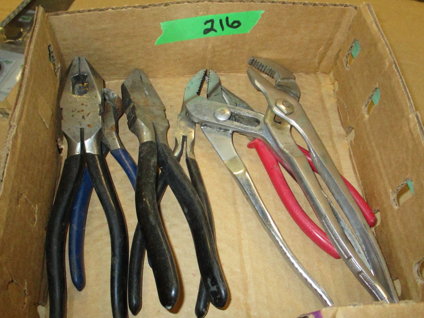 ESTATE: BOX C/W ASSORTED PLIERS