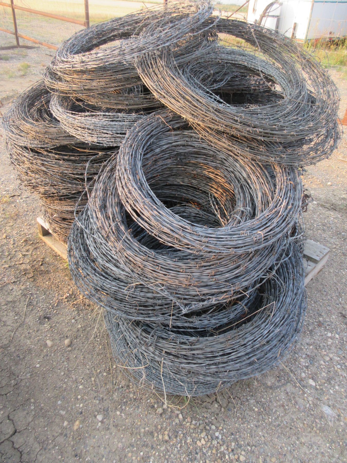 PALLET C/W ASSORTED BARB WIRE (LARGE)
