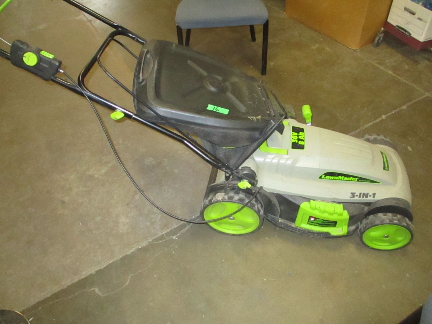 ESTATE: 3 IN 1 CORDLESS LAWN MASTER MOWER (NO CHARGER)