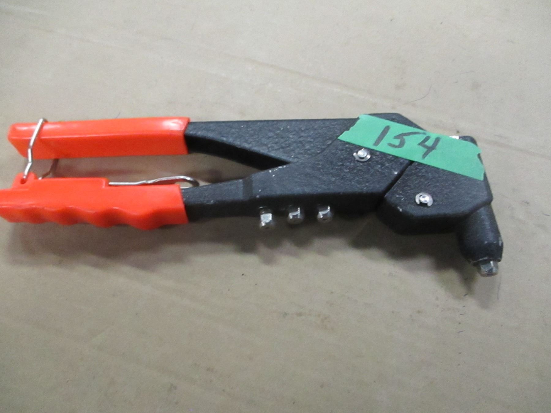 ARROW POP RIVET GUN WITH SWIVEL HEAD