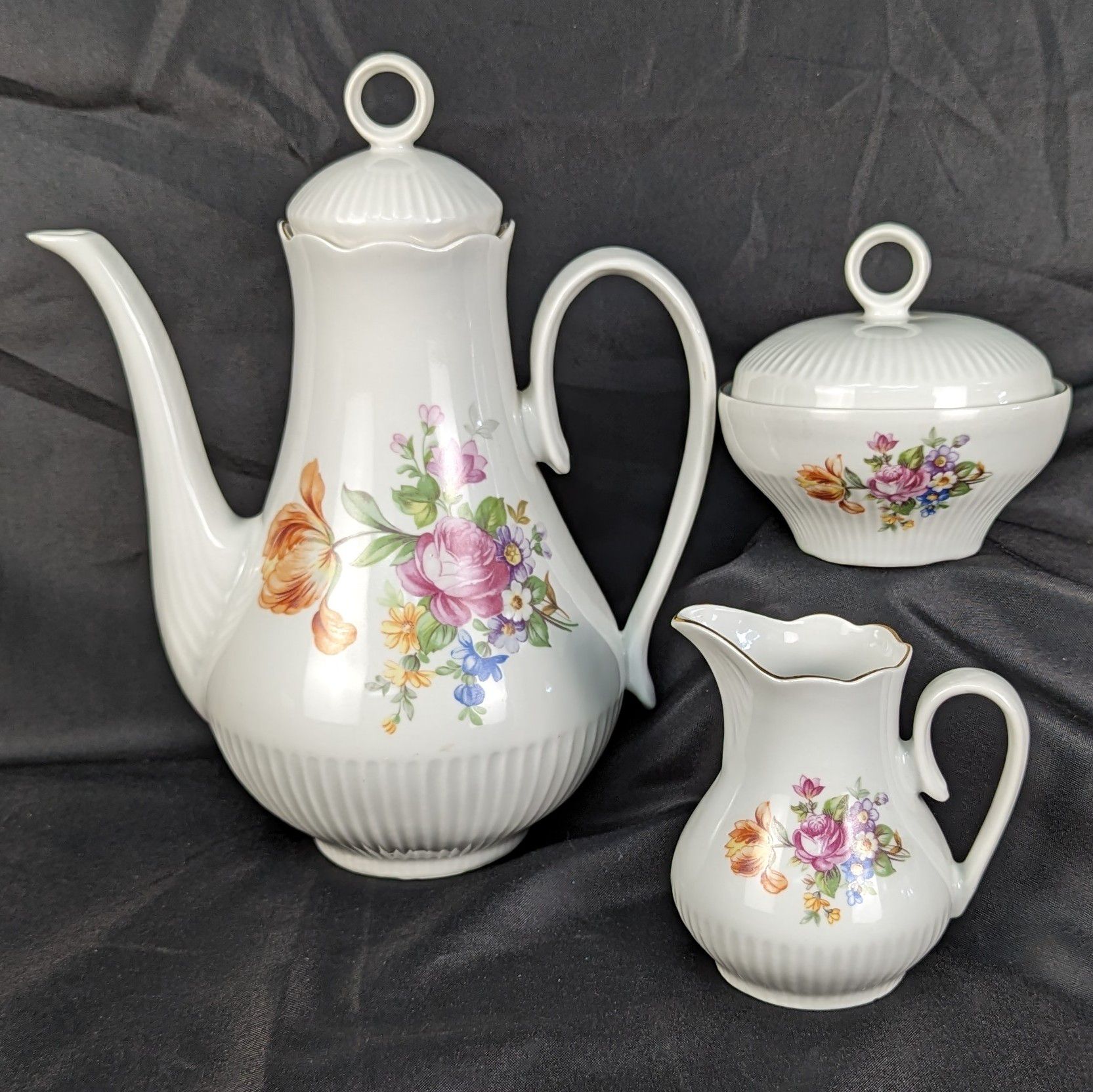RARE FIND! Stipo Dorohoi Romania Porcelain Tea Pot, Cream & Sugar Bowl