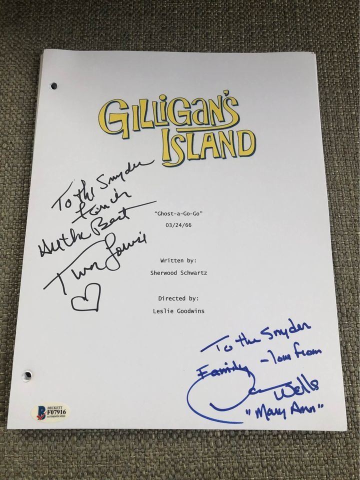 Gilliigan’s Island's Script- Autographed by Dawn Wells (Mary Ann ...