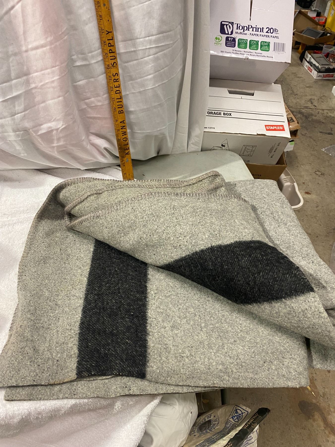 Trapper Point wool blanket 4 stripes king