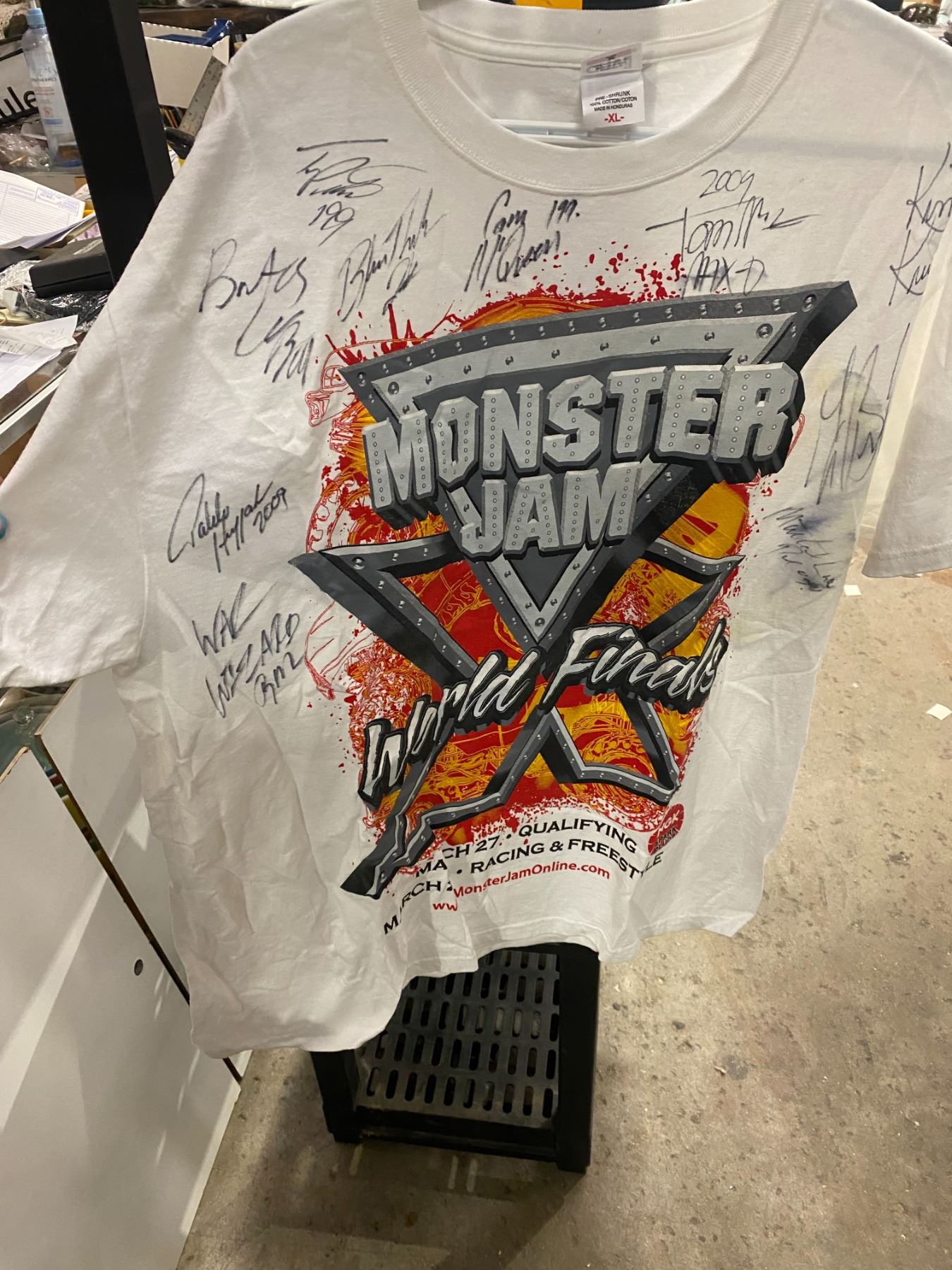 Monster jam t shirt xl