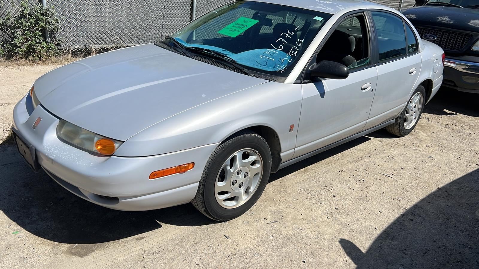 2001 Saturn S-Series SL2