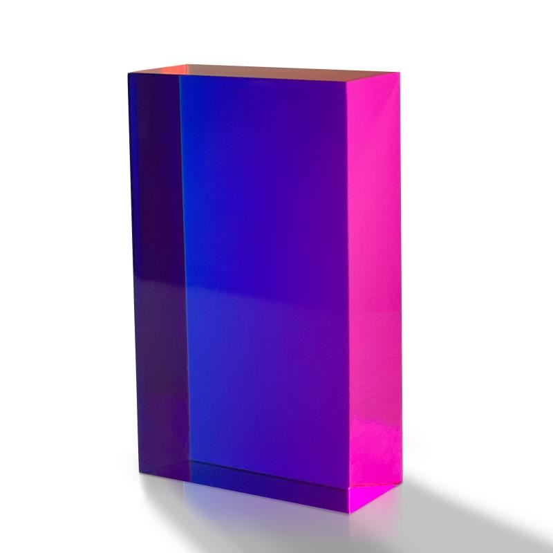 Acrylic Sculpture by Mihich, Vasa