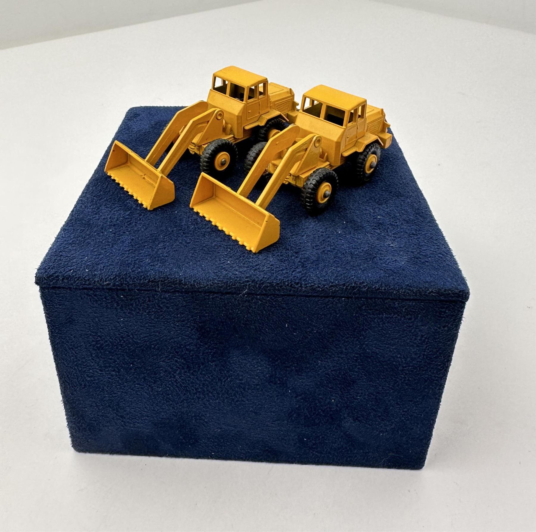 2 Vintage Matchbox 69 Tractor Loader