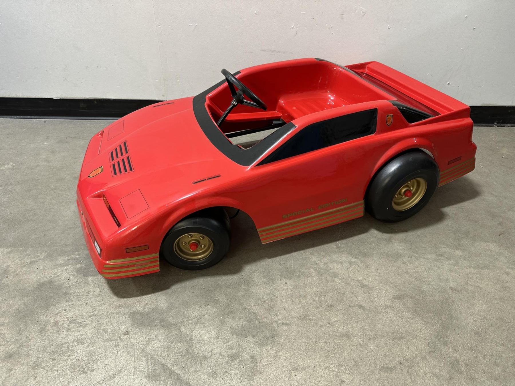 Action Products Pontiac Trans Am Ride In Toy Car