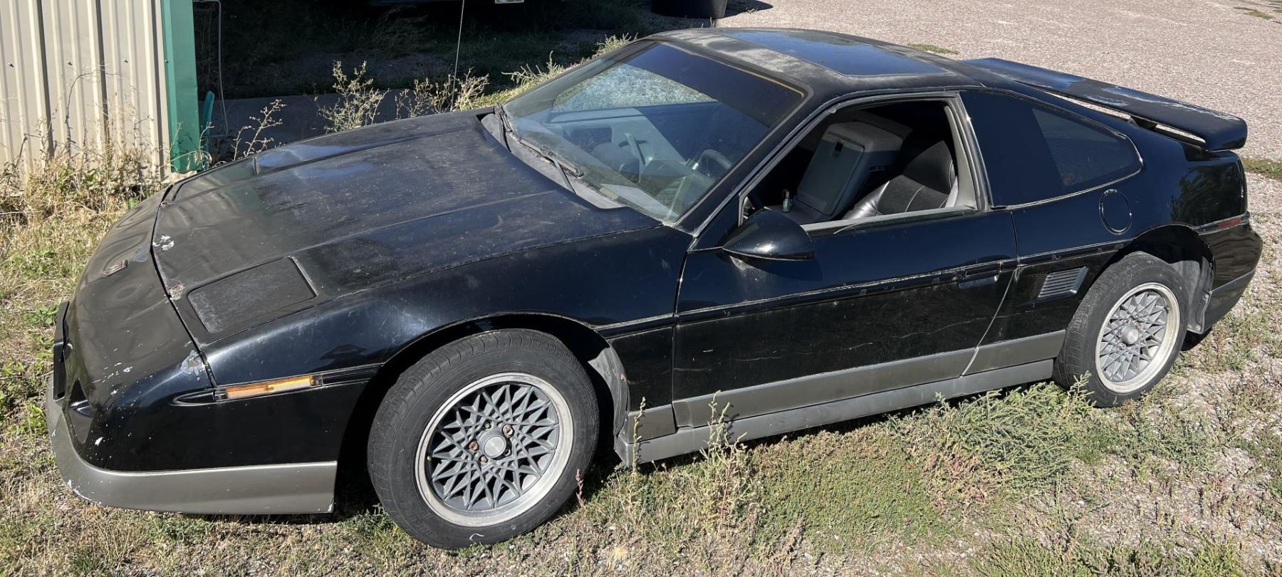 1987 Pontiac Fiero 6 Cylinders 9 2.8L Car