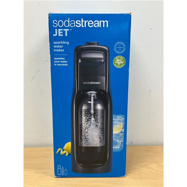 Soda Stream Jet SPARKLING WATER Maker - looks new in box, see photos