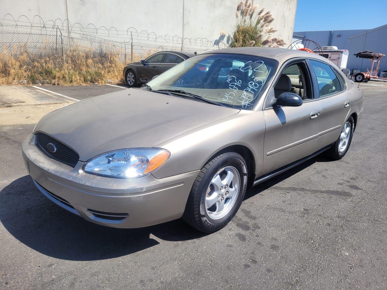 2005 Ford Taurus SE