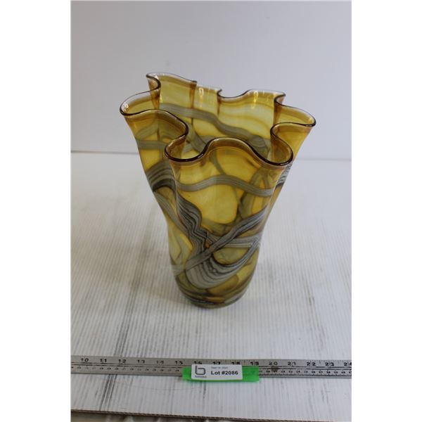 Art Glass Vase Bodnarus Auctioneering
