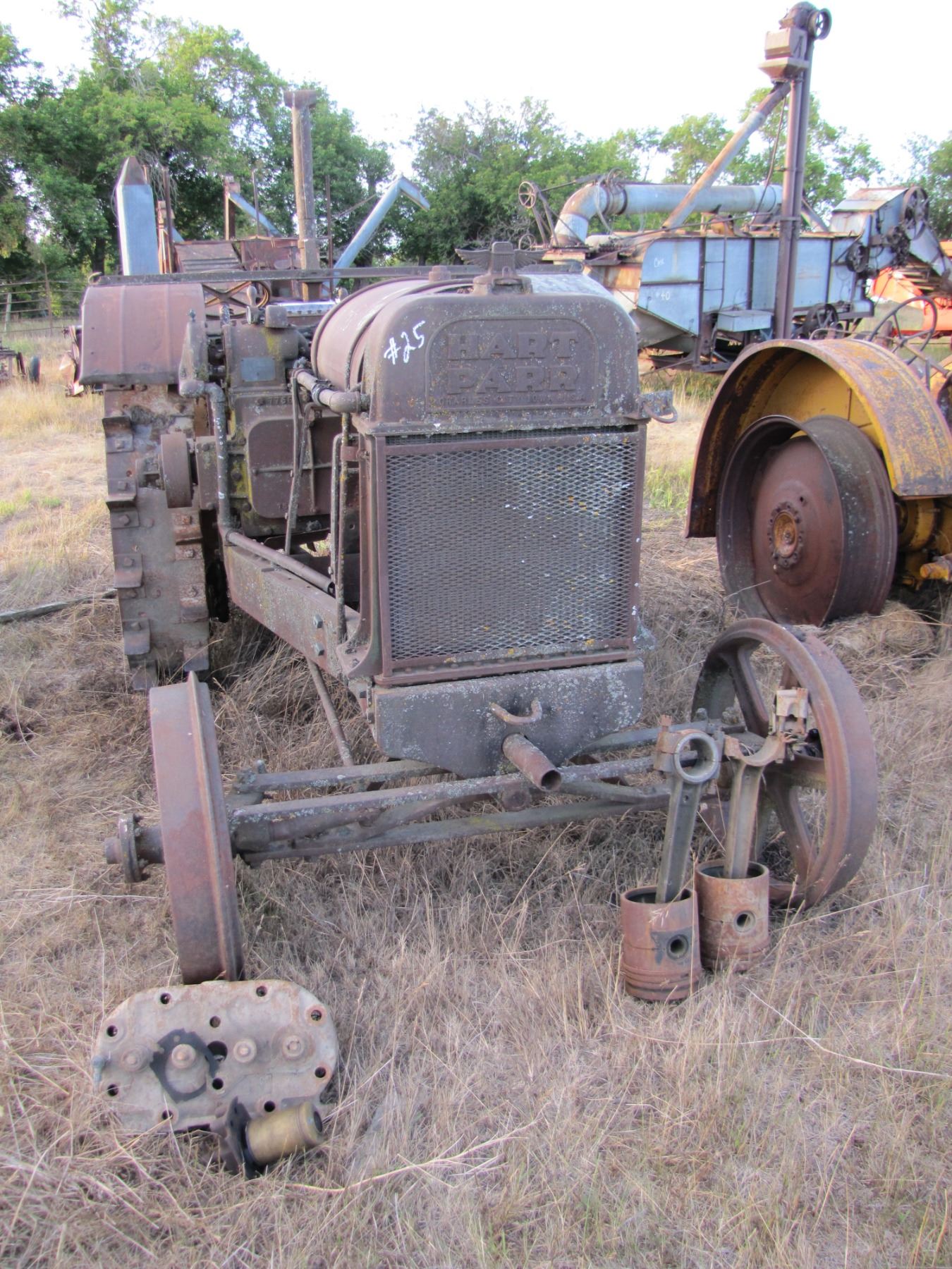 Antique Hart - Parr model 18-36 tractor, On steel wheels, not running ...