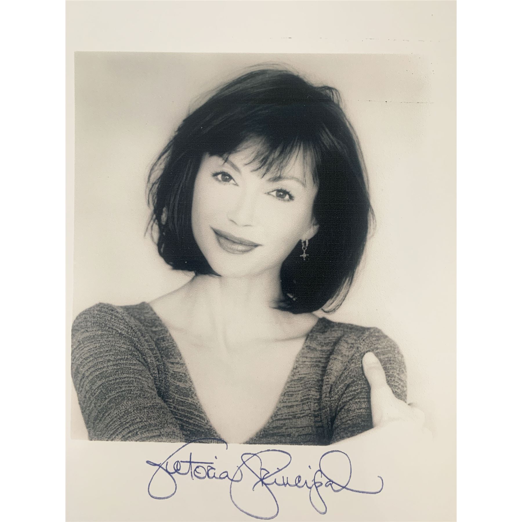 Victoria Principal signed photo