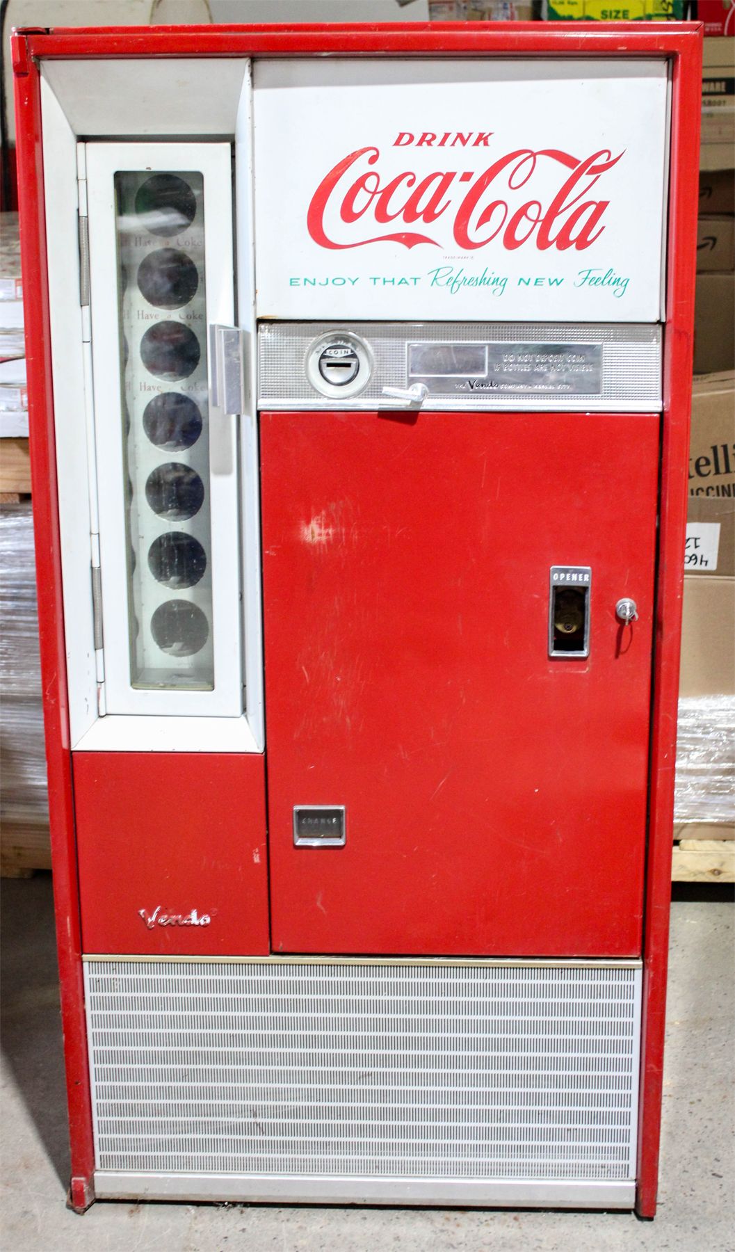 RARE 1960'S COCA COLA VENDO MACHINE MODEL H630