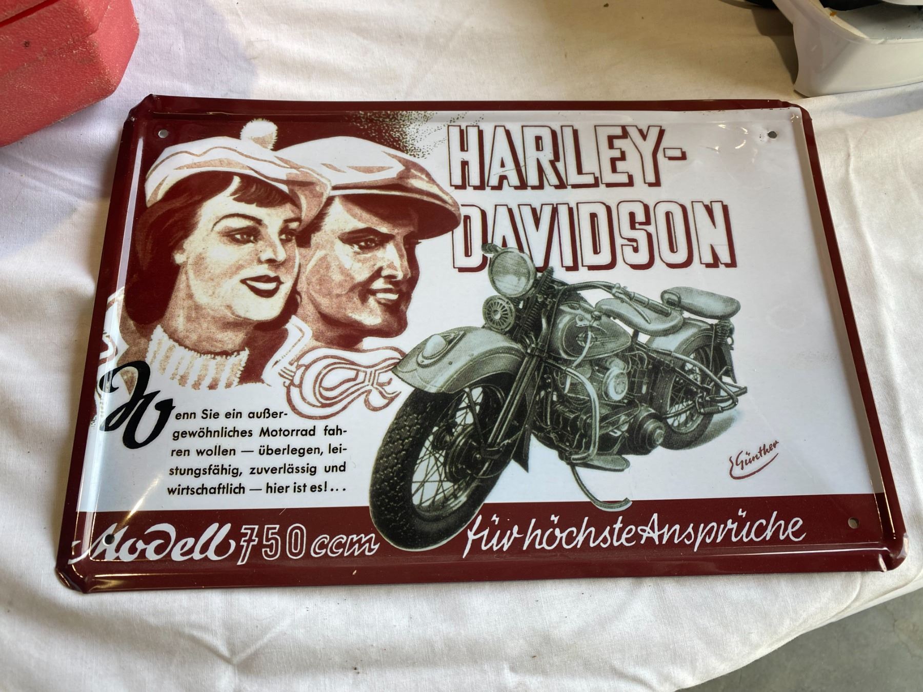 Harley Davidson tin sign