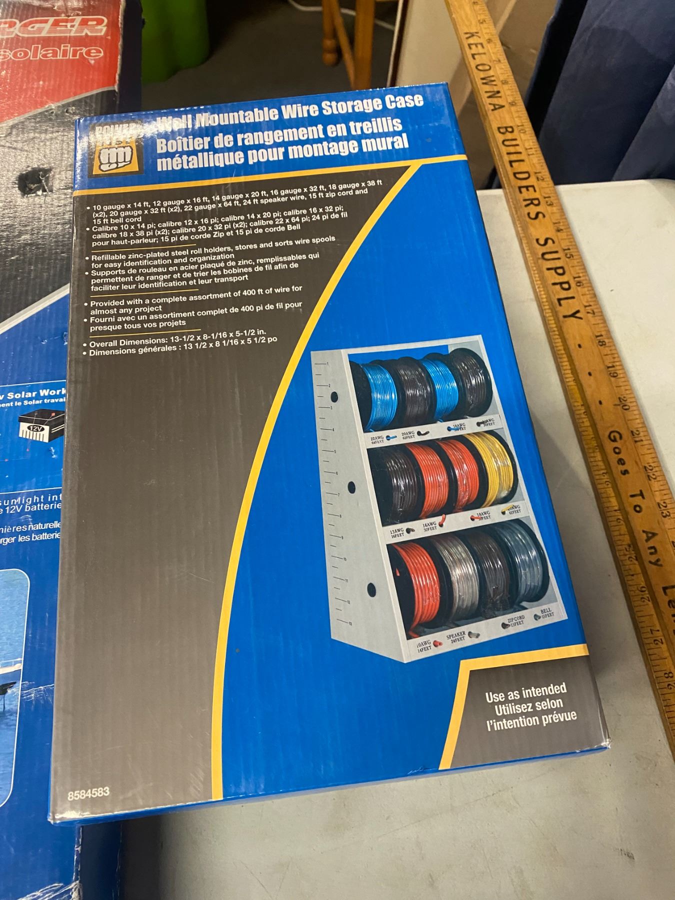 Wall mountable wire storage case