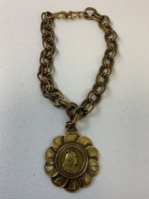 UK QUEEN VICTORIA JUBILEE CHAINED DECORATION