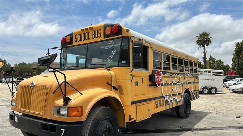 2001 INTL SCHOOL BUS