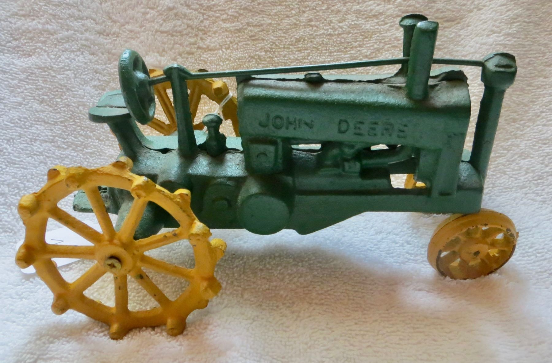 John Deere Cast Iron Tractor 11" - Schmalz Auctions