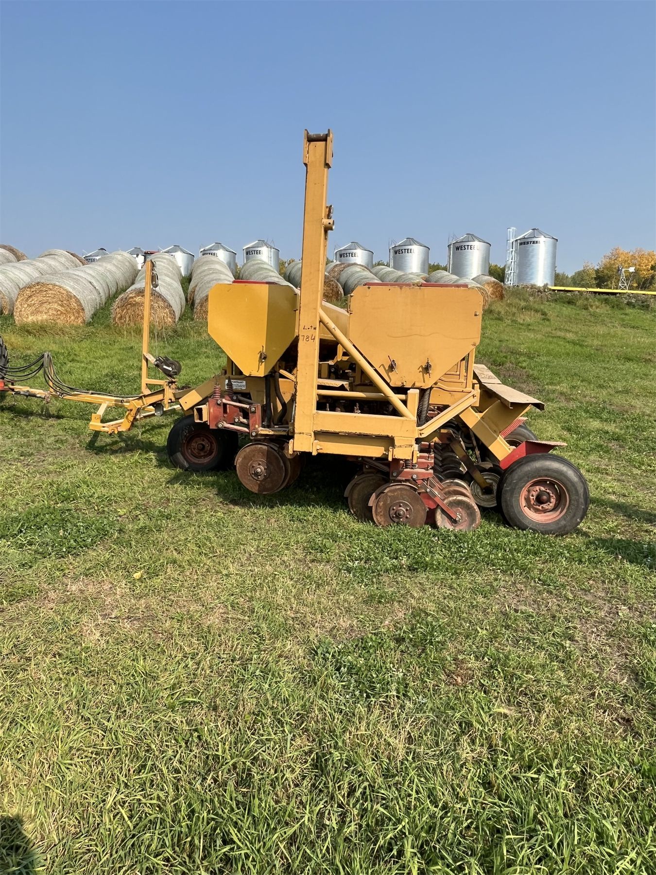 Hay Buster Seed Drill 22 FT, no till. Some extra parts included.