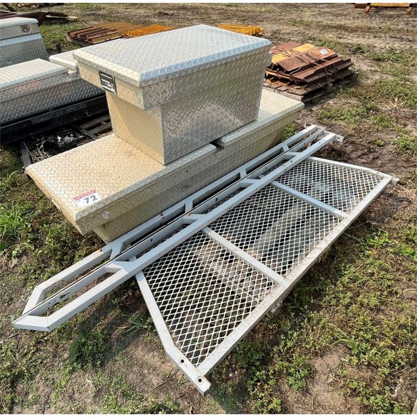 Headache Rack with 2 truck boxes 1(18"x 5ftx 14") 1(18"x31"x18")