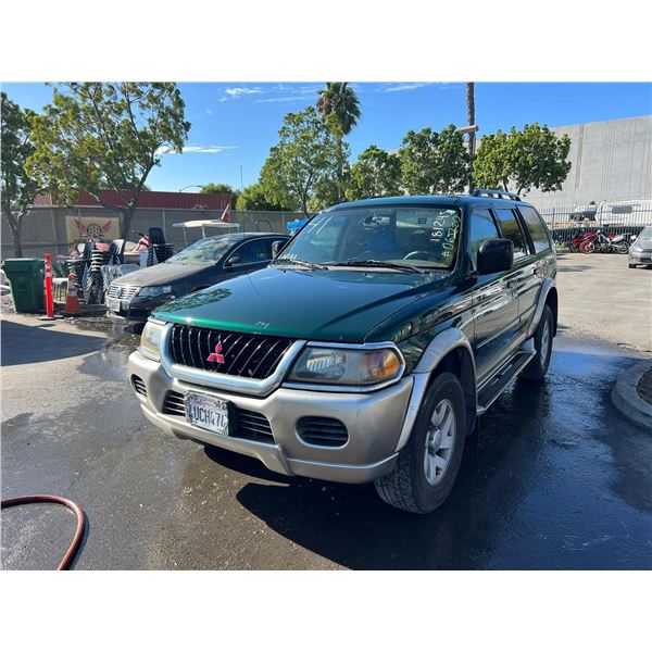 2001 Mitsubishi Montero Sport XLS