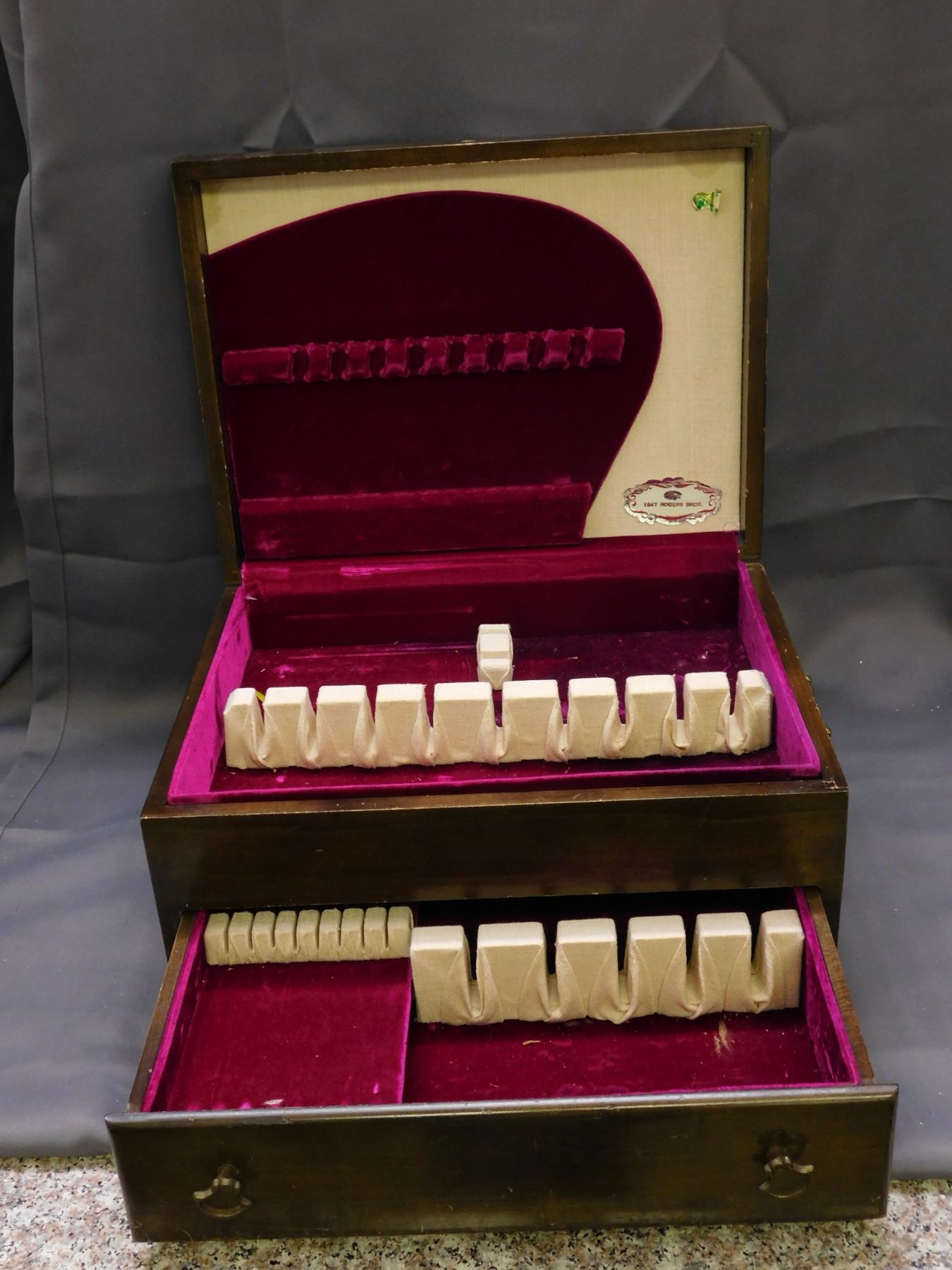 1847 Rogers Brothers Cutlery Box