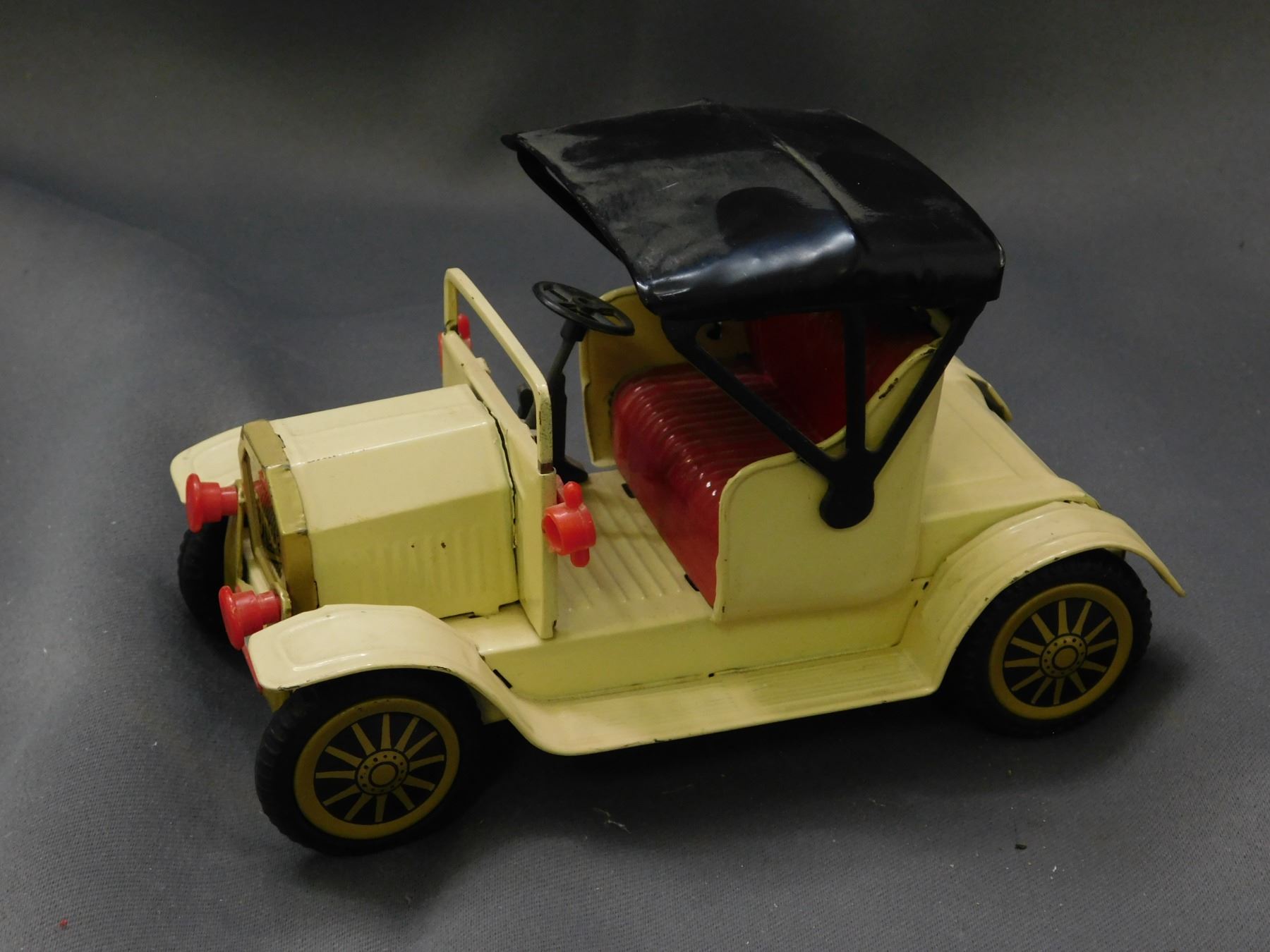 1960s Made in Japan CZ-345 Opel Tin Friction Car