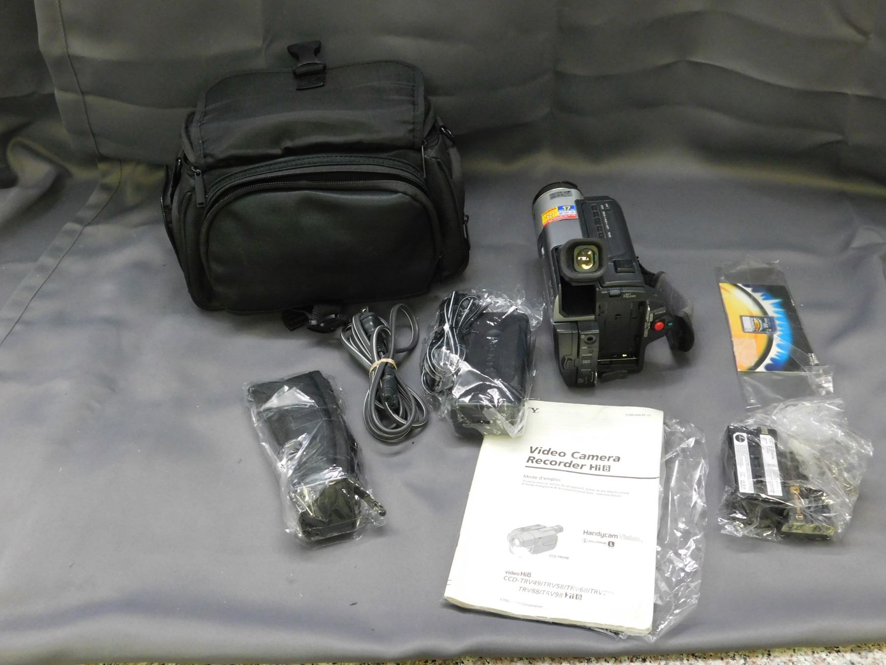 SONY Video Camera Recorder Hi8 Handycam Vision Digital Camera