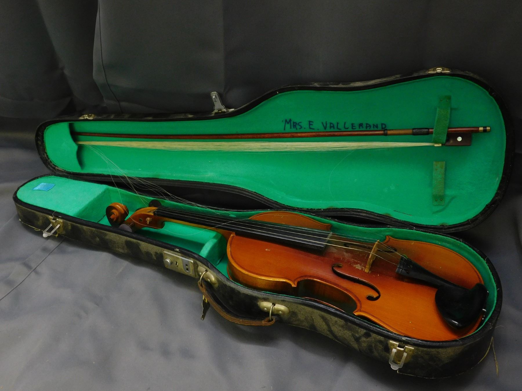 LARK Violin with Hard Shell Case
