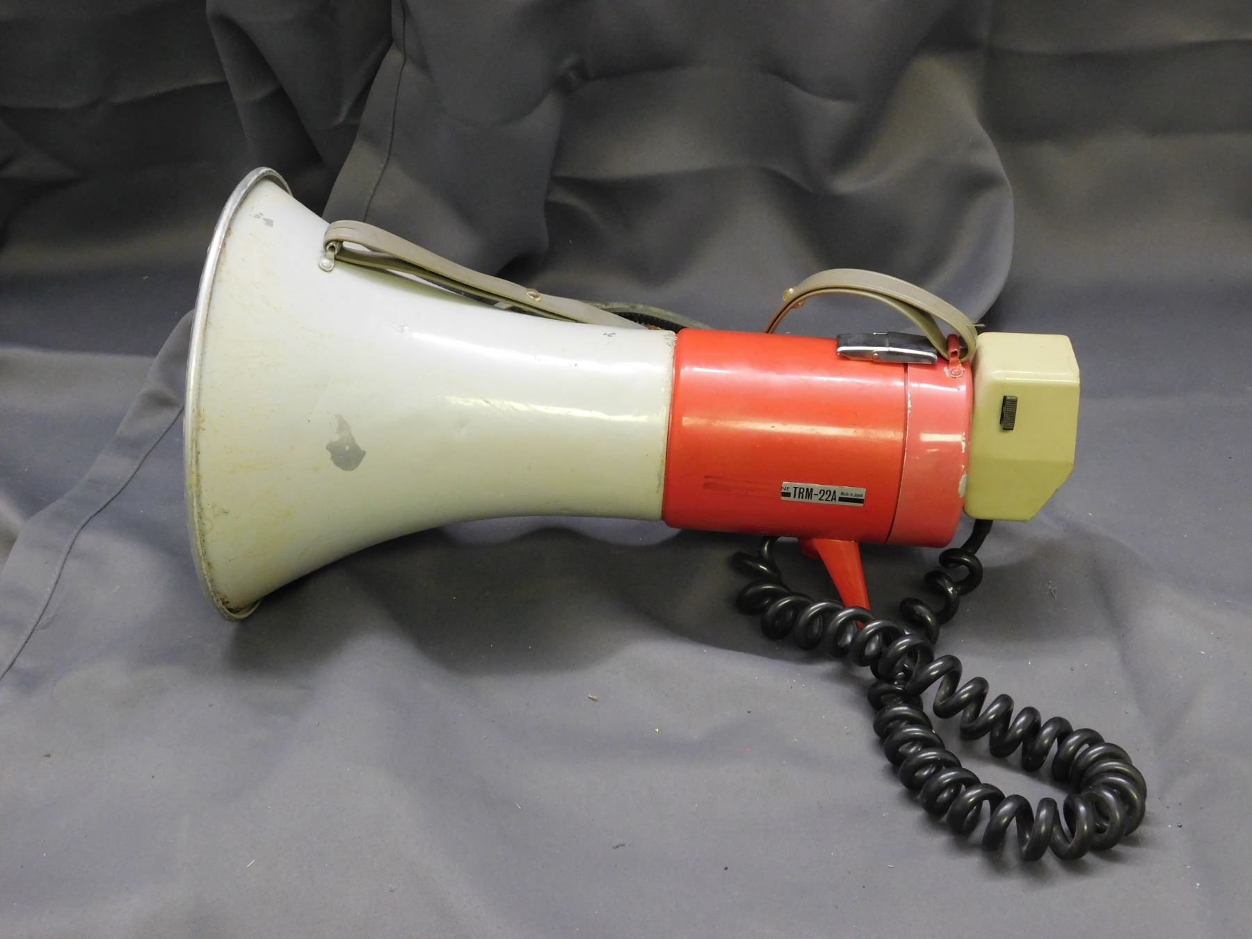 Uni-Pex TRM-221 Made In Japan Vintage Megaphone