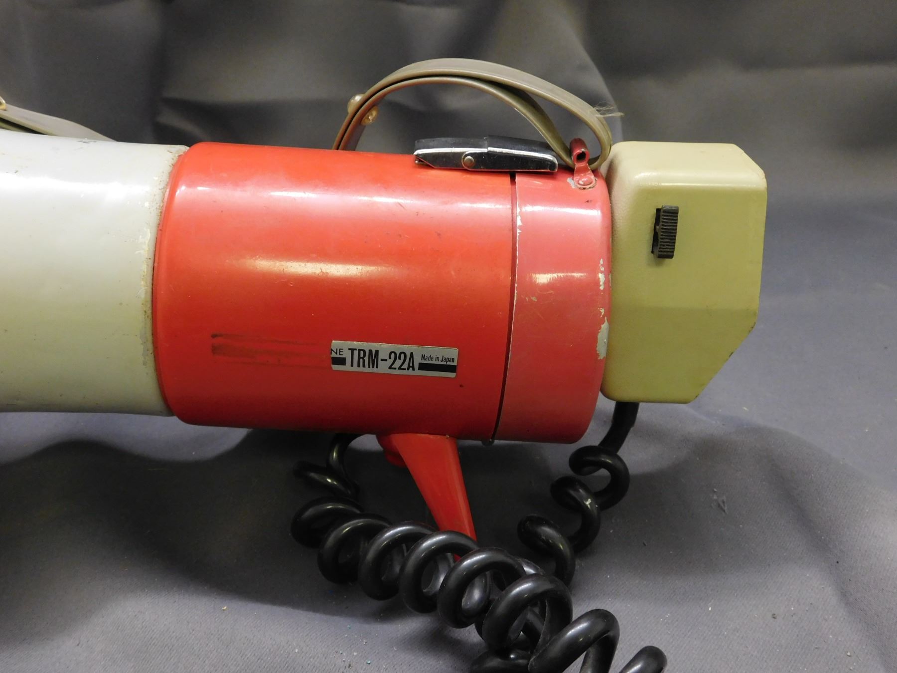 Uni-Pex TRM-221 Made In Japan Vintage Megaphone