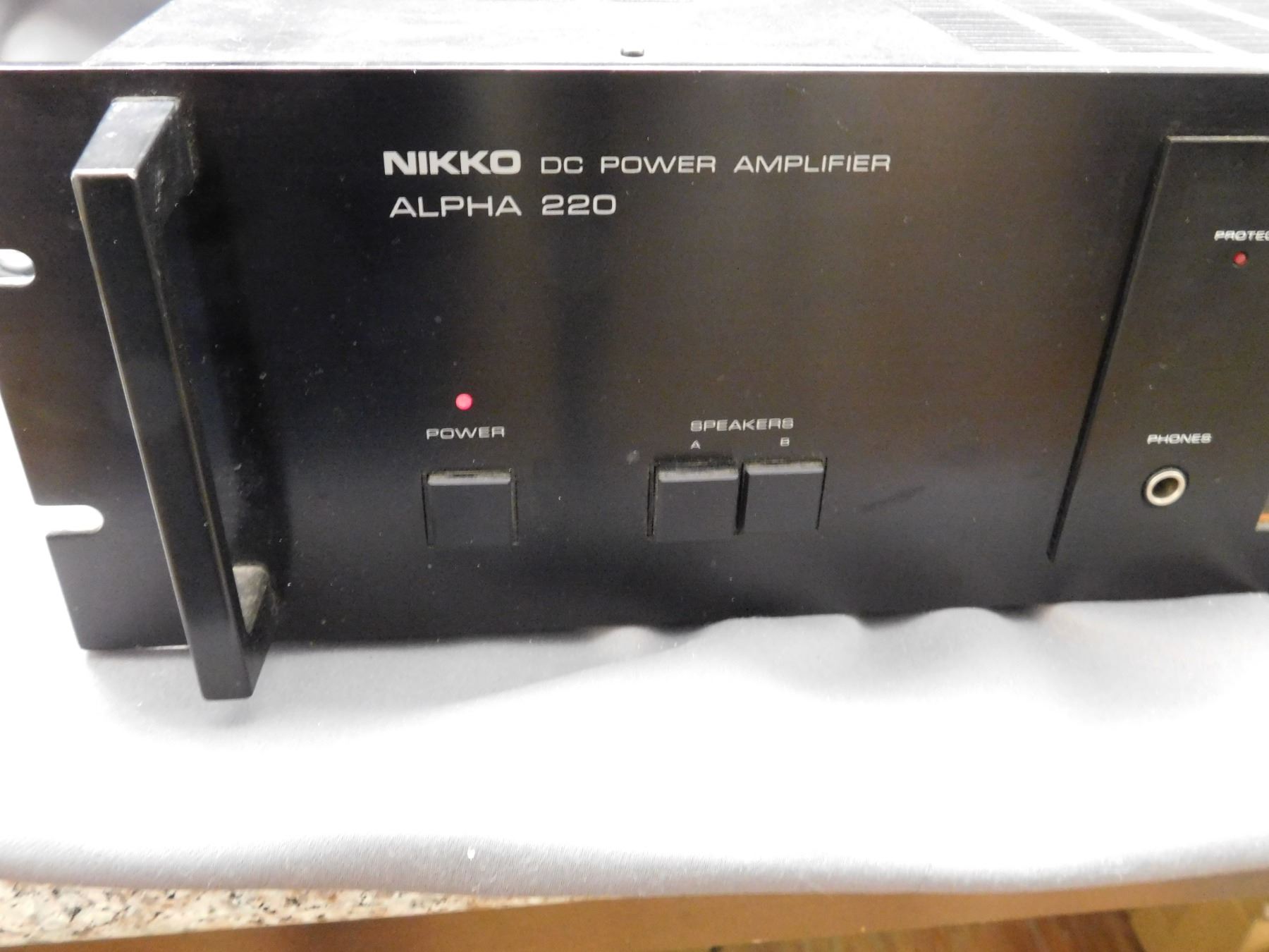 Nikko Alpha 220 DC Power Amplifier